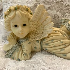 Accents | Child Angel Figurine | Poshmark